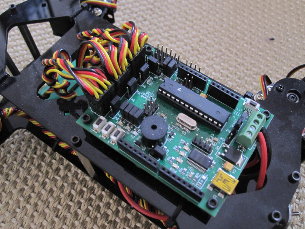 quadropod by dkobozev